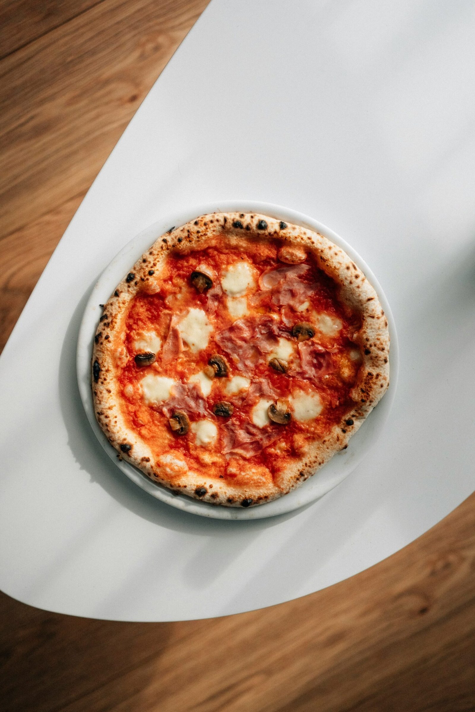 How to Make Authentic Italian Pizza Crust (Neapolitan-Style)